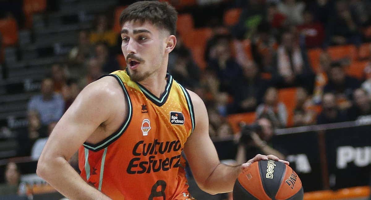 Guillem Ferrando da el salto de la LEB Oro a la Selección española | Relevo