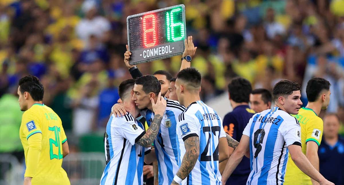 Cómo funcionan y qué son las ventanas de cambios en el fútbol | Relevo