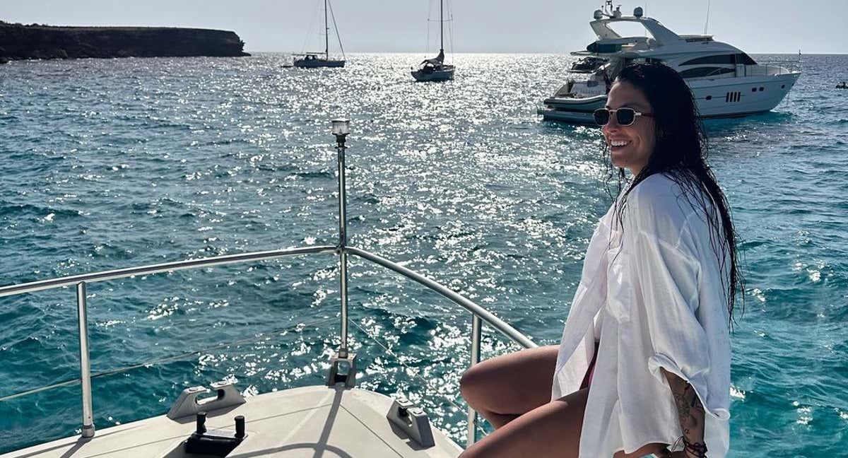 Jenni Hermoso planta cara a los "cavernícolas" que critican su foto con ...